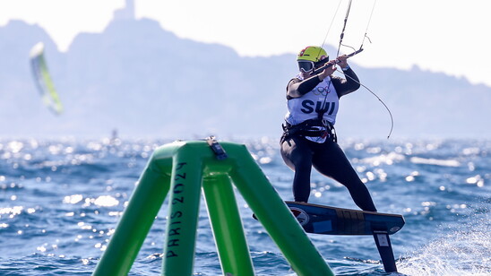 Olympische Premiere für die Kiter - Maud Jayet auf Medaillenkurs ...