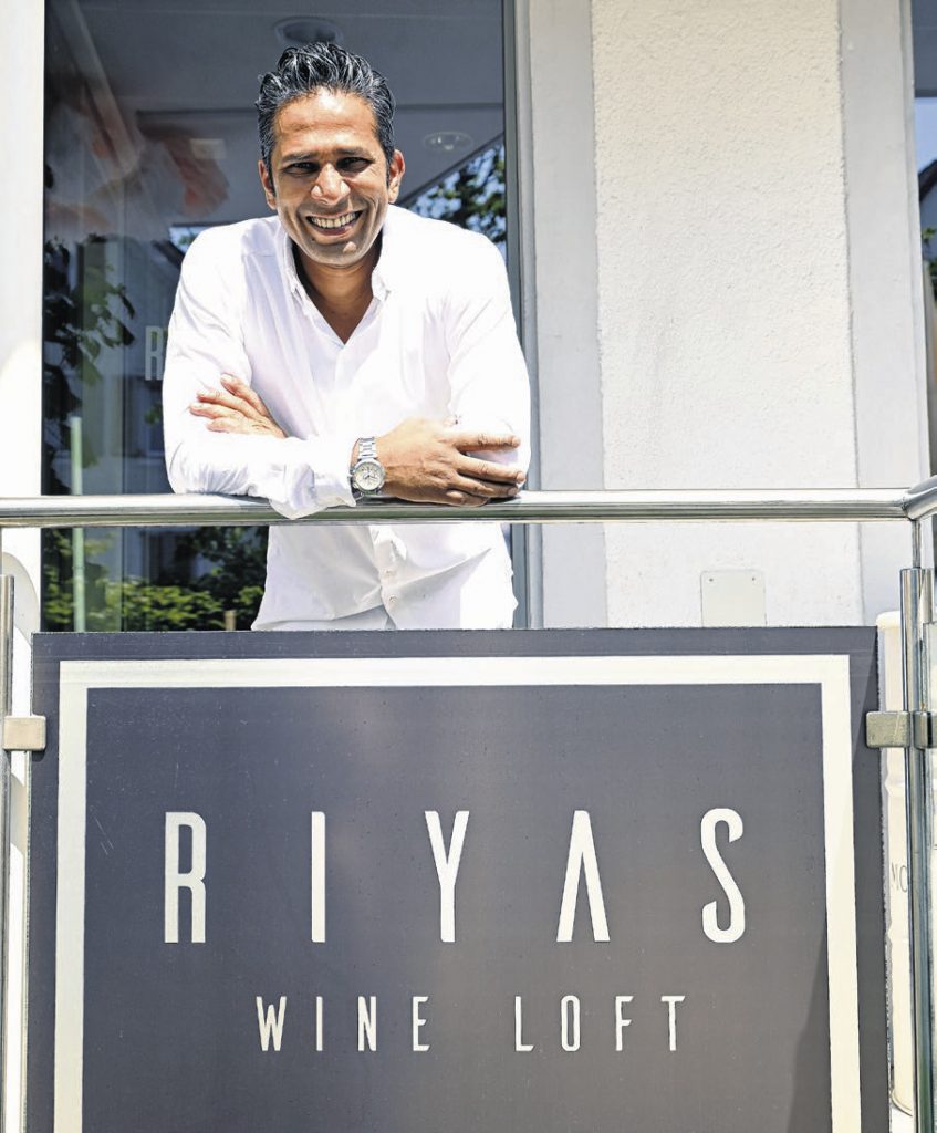 Ambiente in Riyas Wine Loft nun vollendet - Marchanzeiger
