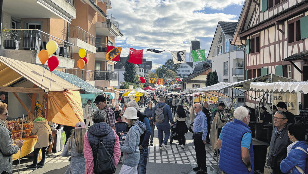 Zwei Tage Geselligkeit am Herbschtmärt Freyebach - Marchanzeiger