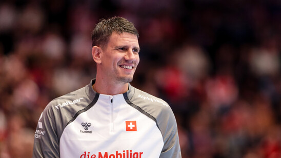 Capela gegen den NBA-Champion nur Zuschauer - Marchanzeiger